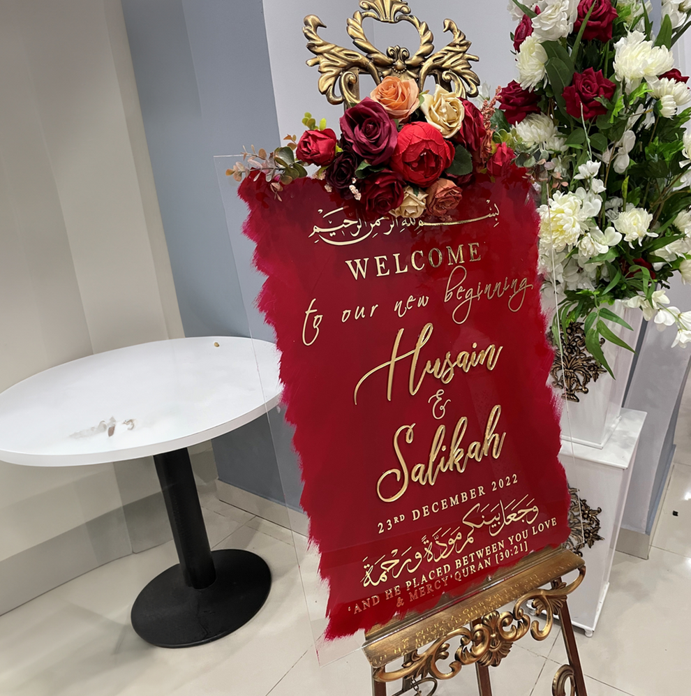 Maroon Painted Acrylic Wedding Signage – ThePatchworkTree