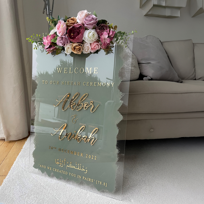 Sage Green Painted Acrylic Wedding Signage – ThePatchworkTree